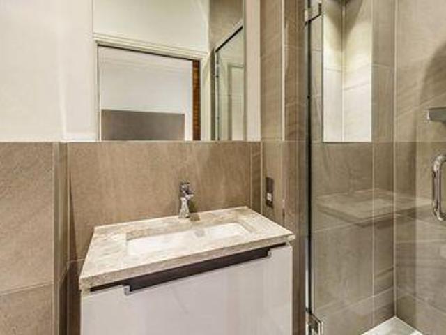 2 Bedrooms Flat for rent in Palace Wharf, London W6
