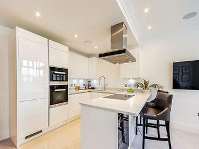 2 Bedrooms Flat for rent in Palace Wharf, Rainville Road, Hammersmith, London W6