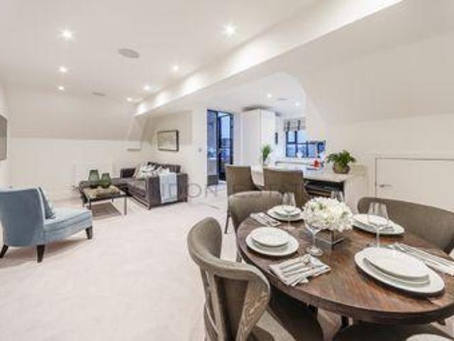 2 Bedrooms Flat for rent in Palace Wharf, Rainville Road, Hammersmith W6