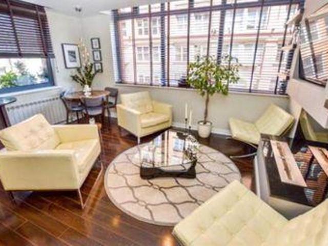 2 Bedrooms Flat for rent in Pall Mall House, Church Street, Manchester M4