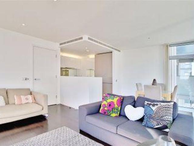 2 Bedrooms Flat for rent in Pan Peninsula West, 1 Pan Peninsula Square, London E14