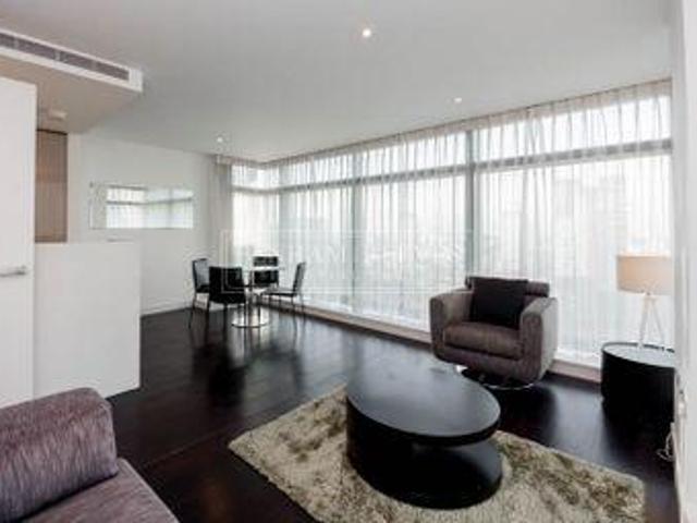 2 Bedrooms Flat for rent in Pan Peninsula Square, Canary Wharf E14