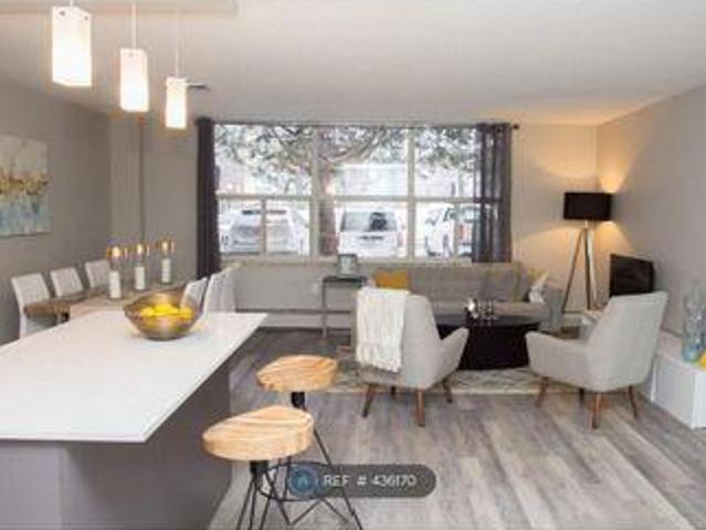 2 Bedrooms Flat for rent in Pan Peninsula Square, London E14