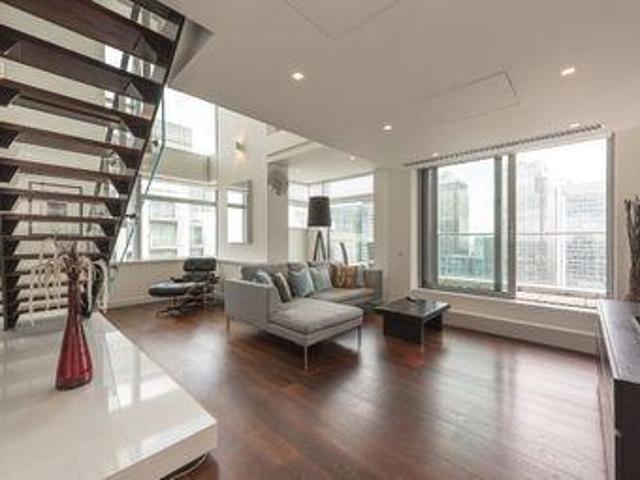2 Bedrooms Flat for rent in Pan Peninsula Square, London E14
