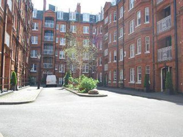 2 Bedrooms Flat for rent in Park Walk, London SW10
