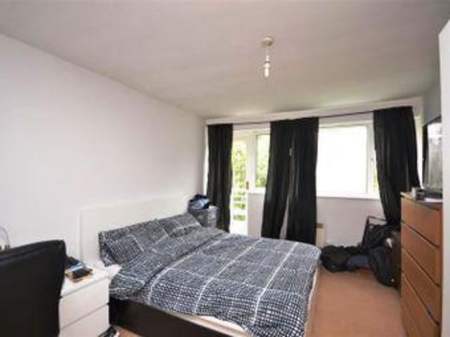2 Bedrooms Flat for rent in Park Gate, East Finchley N2