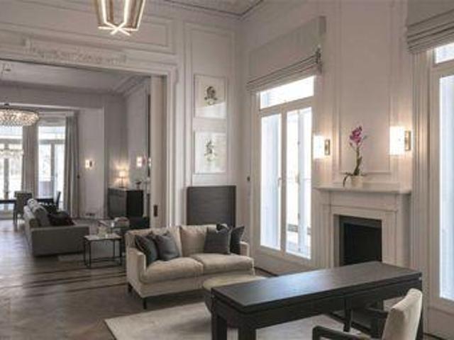 2 Bedrooms Flat for rent in Park Lane, Mayfair, London W1K