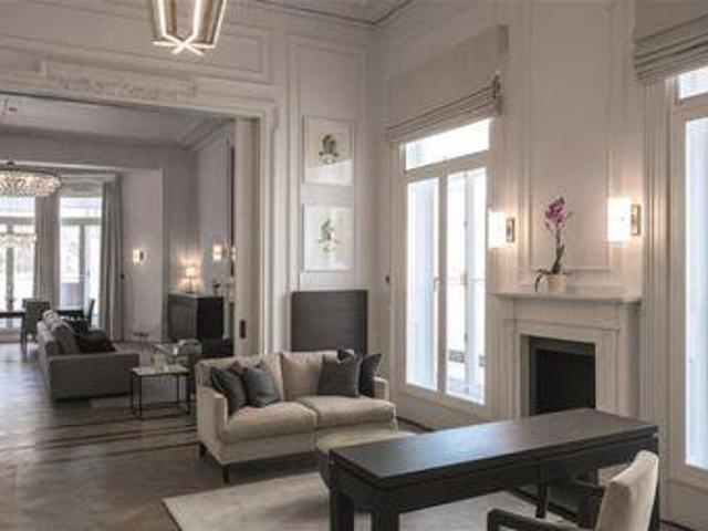 2 Bedrooms Flat for rent in Park Lane, Mayfair, London W1K