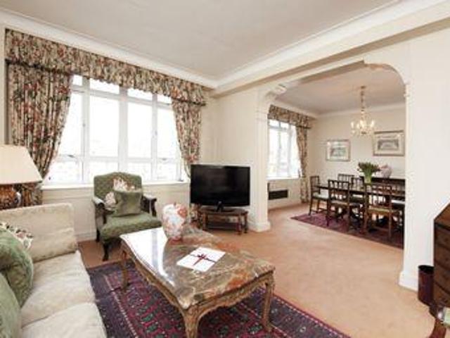 2 Bedrooms Flat for rent in Park Lane, Mayfair W1K