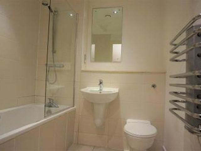 2 Bedrooms Flat for rent in Park Lane Plaza, Jamaica Street, Liverpool L1