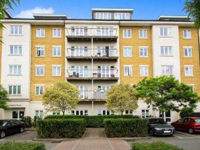 2 Bedrooms Flat for rent in Park Lodge Avenue, West Drayton UB7