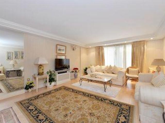 2 Bedrooms Flat for rent in Park Road, Marylebone NW8