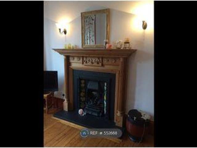 2 Bedrooms Flat for rent in Park Road, Glasgow G4