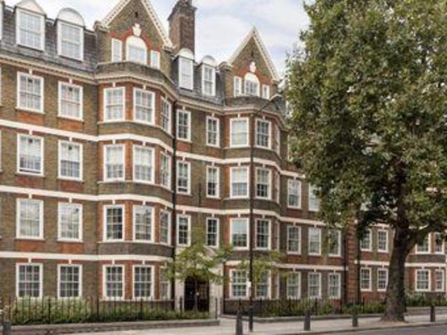 2 Bedrooms Flat for rent in Park Road, London NW1