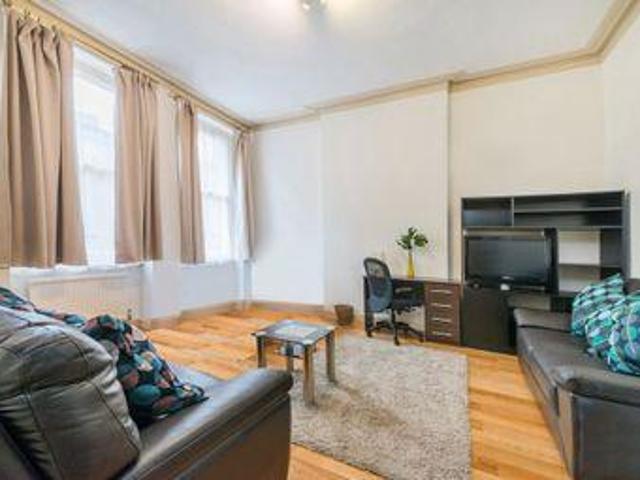 2 Bedrooms Flat for rent in Park Road, London NW1