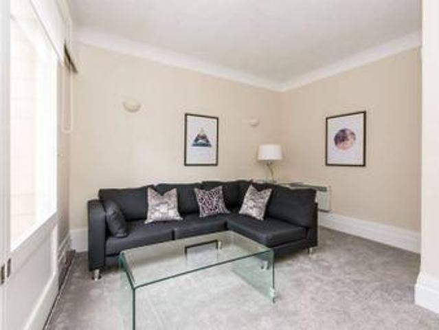 2 Bedrooms Flat for rent in Park Road, St John´s Wood, London NW8