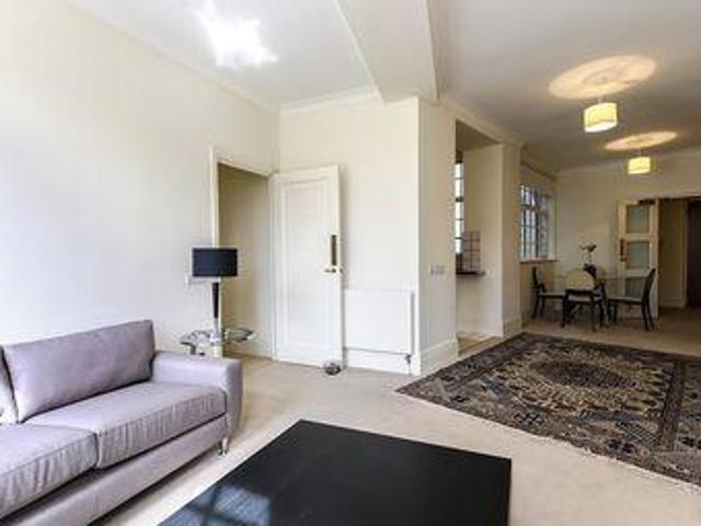 2 Bedrooms Flat for rent in Park Road, St Johns Wood NW8