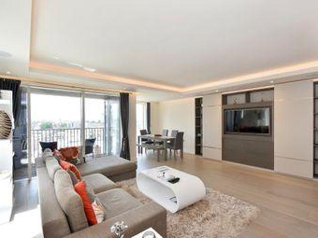 2 Bedrooms Flat for rent in Park Street, Fulham SW6