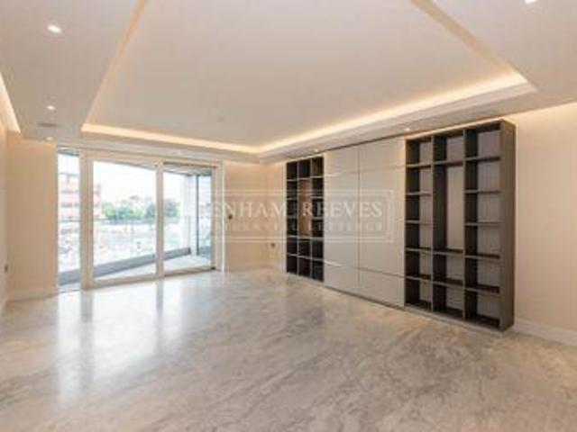 2 Bedrooms Flat for rent in Park Street, Fulham SW6