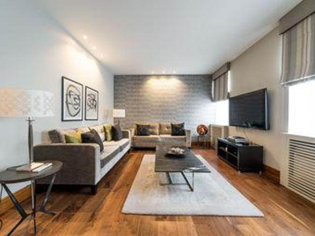 2 Bedrooms Flat for rent in Park Street, London W1K