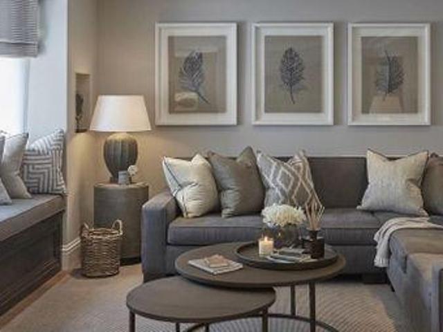 2 Bedrooms Flat for rent in Park Street, London W1K
