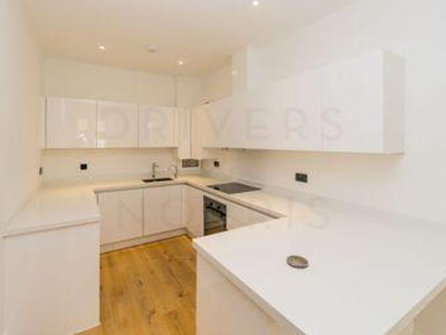 2 Bedrooms Flat for rent in Parkhurst Road, Holloway, London N7