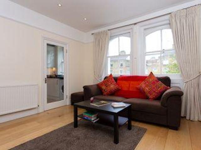 2 Bedrooms Flat for rent in Parkhill Road, Belsize Park, London NW3