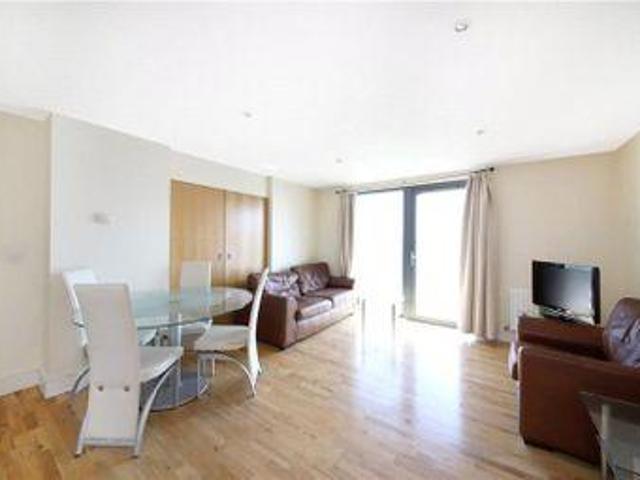 2 Bedrooms Flat for rent in Parkview Apartments, 122 Chrisp Street, Poplar, London E14