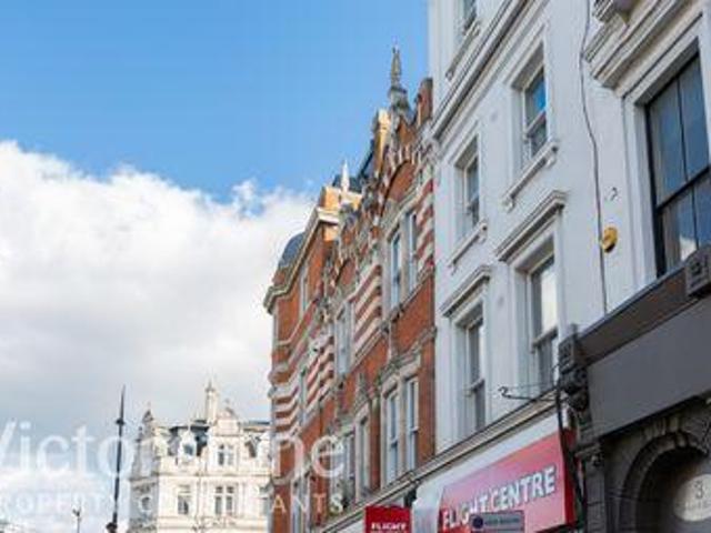 2 Bedrooms Flat for rent in Parkway Camden, London NW1