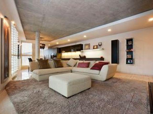 2 Bedrooms Flat for rent in Parkway, Regents Park, London NW1
