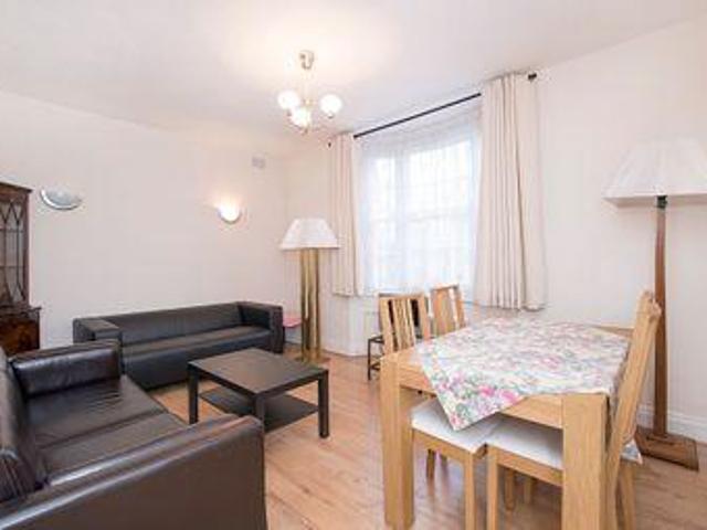 2 Bedrooms Flat for rent in Peters Court, Porchester Road, Bayswater W2