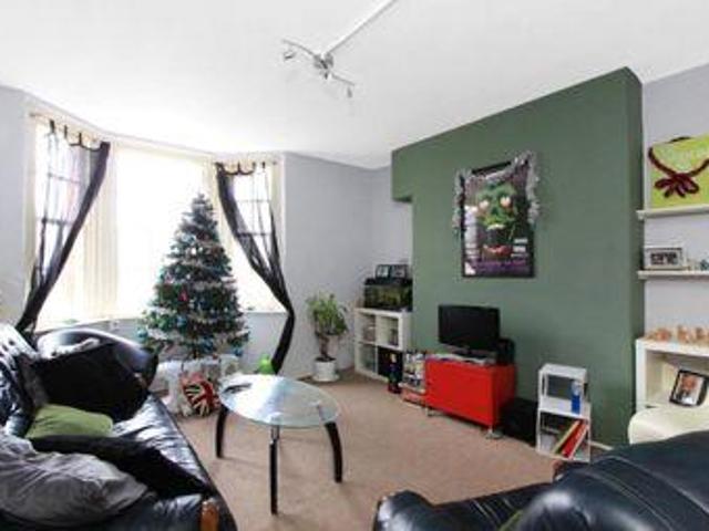 2 Bedrooms Flat for rent in Peabody Estate, Rodney Road SE17
