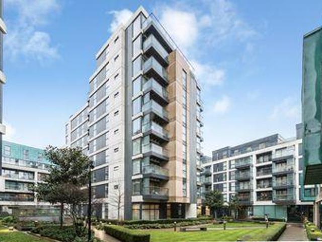 2 Bedrooms Flat for rent in Pear Tree Street, London EC1V