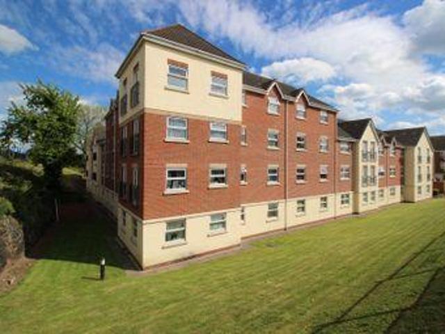 2 Bedrooms Flat for rent in Peckerdale Gardens, Spondon, Derby DE21