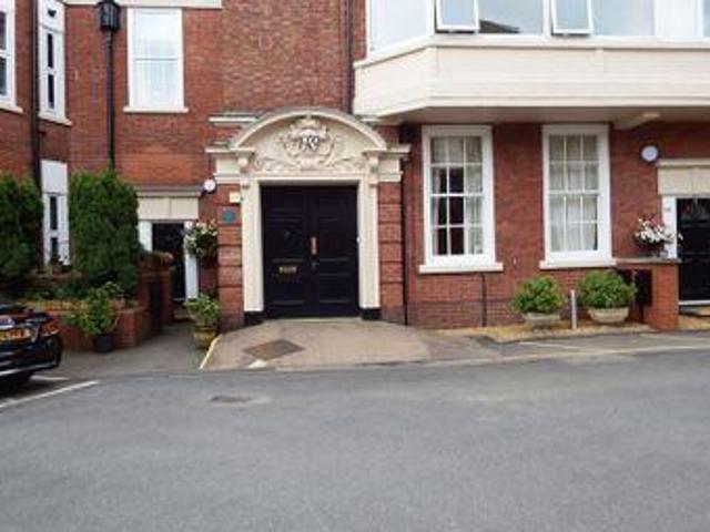 2 Bedrooms Flat for rent in Peel Street, Nottingham NG1