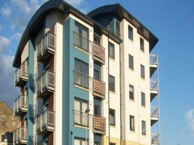 2 Bedrooms Flat for rent in Peffer Bank, Edinburgh, Midlothian EH16
