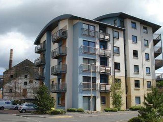 2 Bedrooms Flat for rent in Peffer Bank, Edinburgh EH16