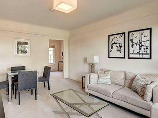 2 Bedrooms Flat for rent in Pelham Court, Chelsea SW3