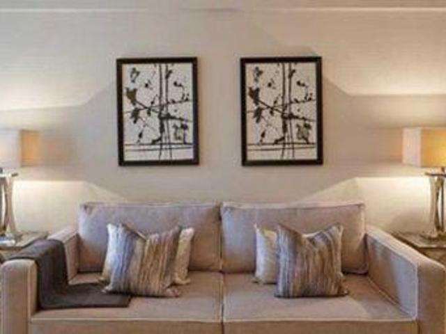 2 Bedrooms Flat for rent in Pelham Court, Fulham Road, Chelsea, London SW3