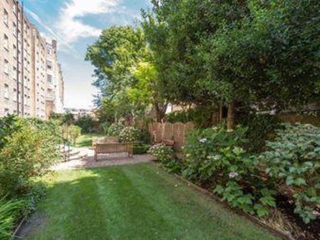 2 Bedrooms Flat for rent in Pelham Court, Fulham Road, Chelsea, London SW3