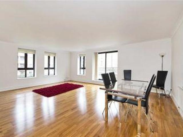 2 Bedrooms Flat for rent in Pembroke Road, Kensington, London W8