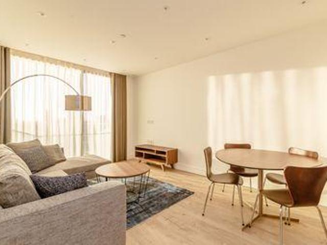 2 Bedrooms Flat for rent in Perilla House, Goodman´s Fields, London E1