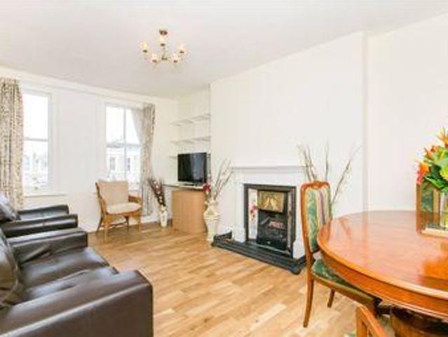 2 Bedrooms Flat for rent in Philbeach Gardens, Earls Court, London SW5