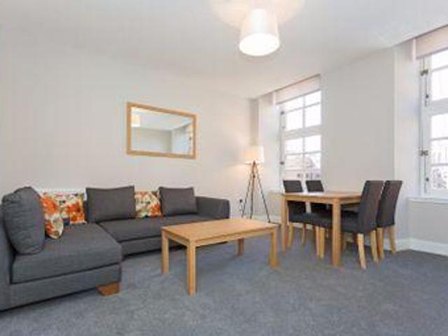 2 Bedrooms Flat for rent in Pitt Street, City Centre, Glasgow G2
