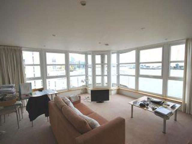 2 Bedrooms Flat for rent in Pierhead Lock, 416 Manchester Road, London E14