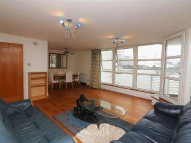 2 Bedrooms Flat for rent in Pierhead Lock, 416 Manchester Road, London E14