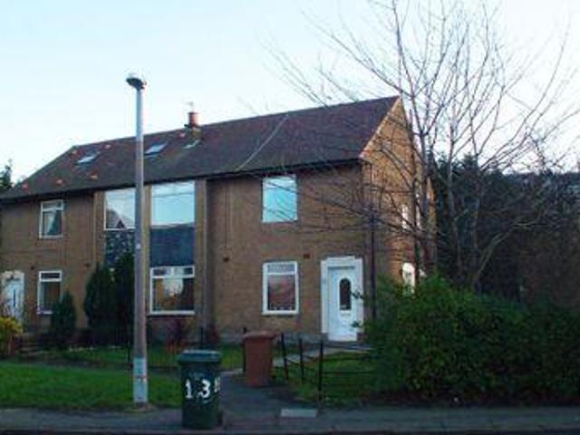 2 Bedrooms Flat for rent in Pilton Avenue, Pilton, Edinburgh EH5