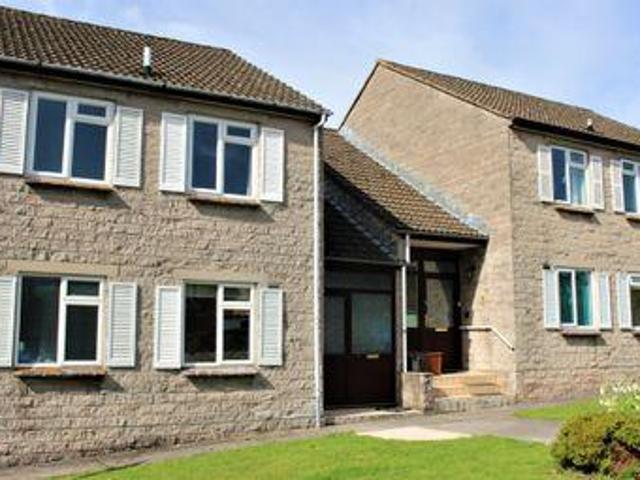 2 Bedrooms Flat for rent in Pine Court, Chew Magna BS40