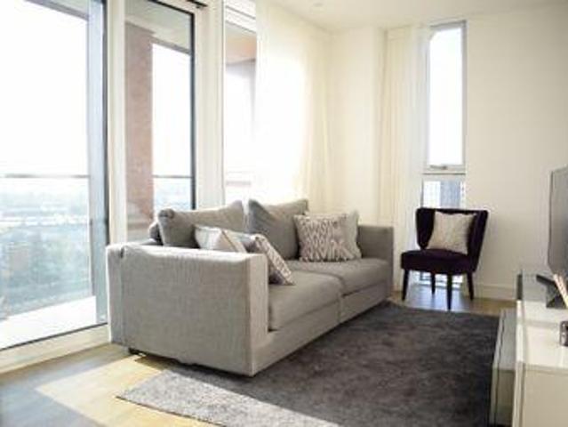 2 Bedrooms Flat for rent in Pinto Tower, Nine Elms Point, London SW8