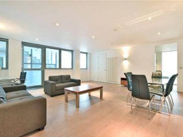 2 Bedrooms Flat for rent in Plumbers Row, Whitechapel E1